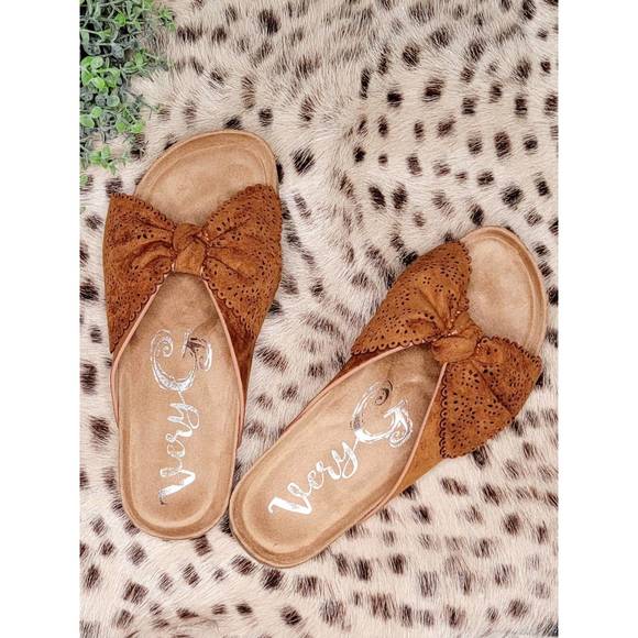 Very G | Shoes | New Very G Marilyn Slide On Bow Sandals In Brown ...